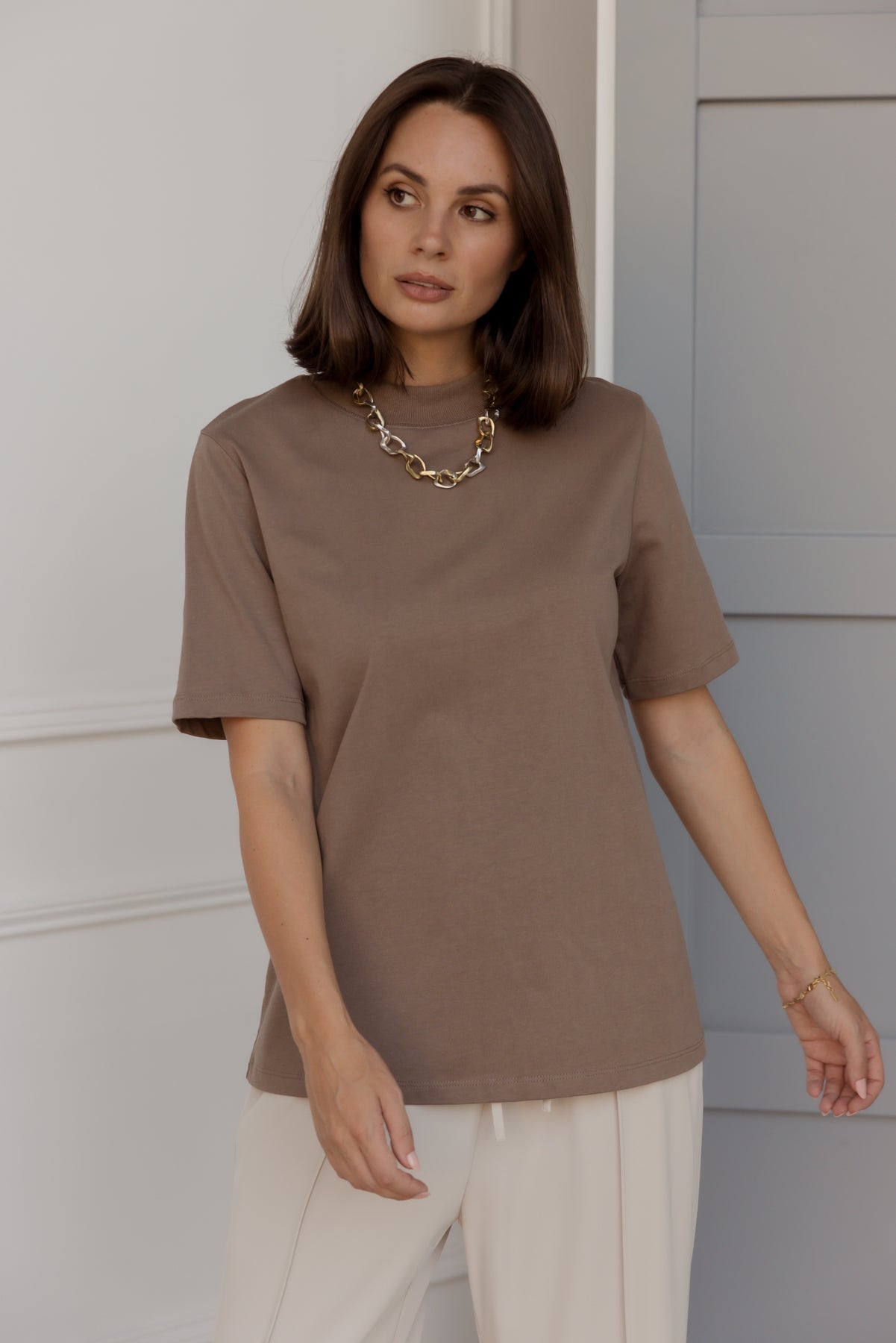 RUBY T-Shirt Taupe – A L E X A N D R A
