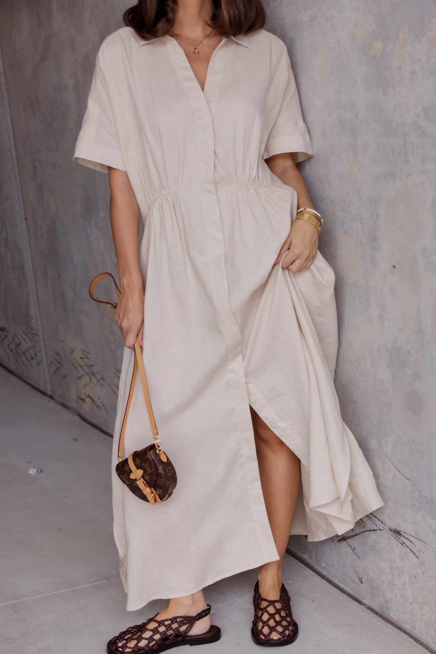 https://alexandraaustralia.com/collections/clothing – A L E X A N D R A